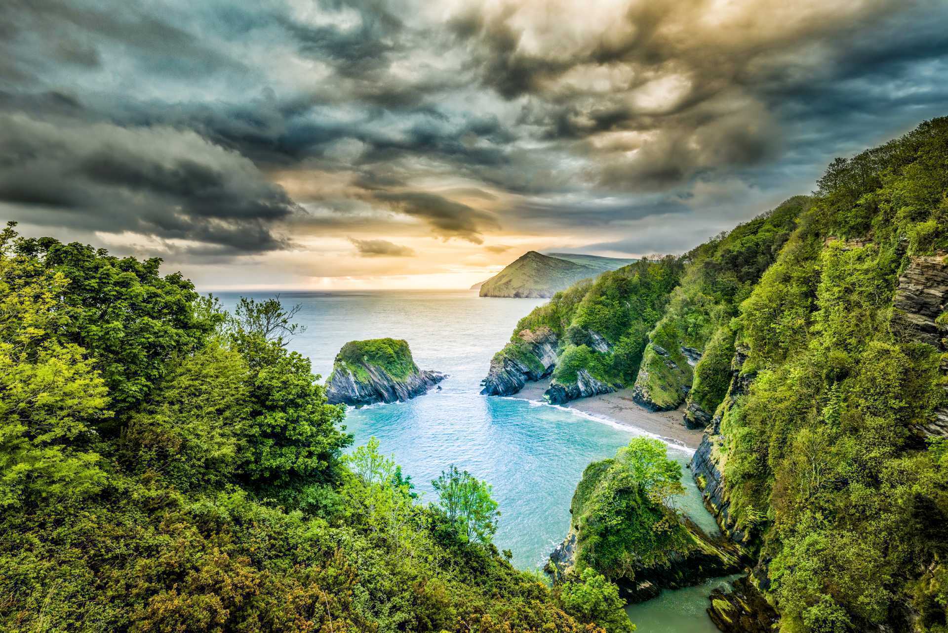 Local Information - Watermouth Castle, Devon